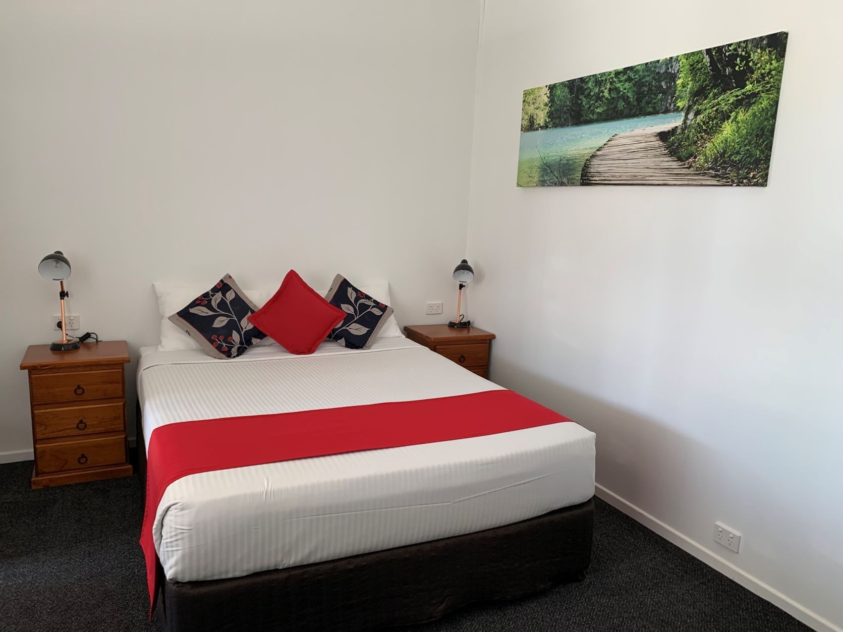 Bookings247: Royal Motel Tenterfield